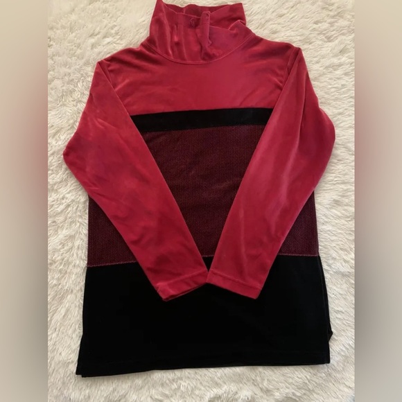 Jaclyn Smith | Sweaters | Vintage 9s Jaclyn Smith Sport Fuchsia Black ...